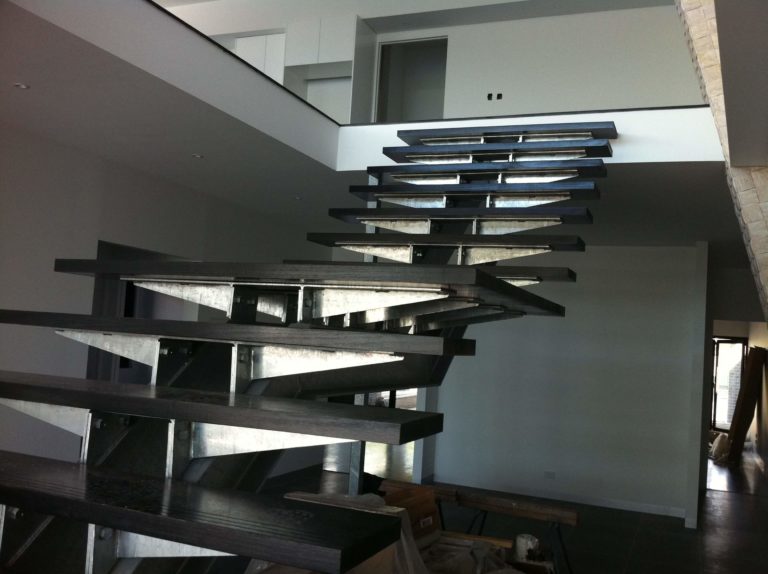 STAIRCASE FABRICATOR IN UAE - Foursquare steel construction contracting ...